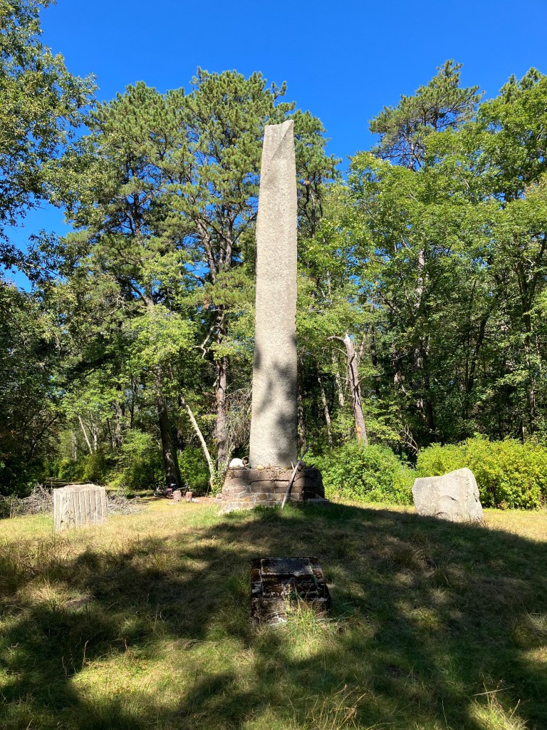 PILGRIMAGE TO PLYMOUTH PART 4 -THE GREAT SWAMP FIGHT MEMORIAL & RICHARD ...